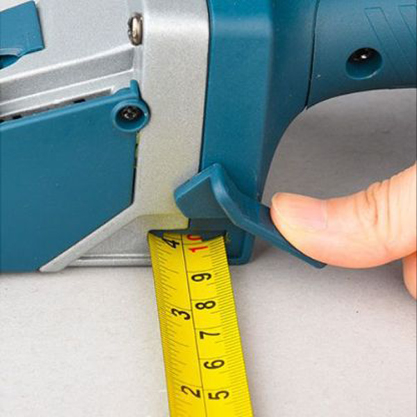 Daugiafunkcinis pjaustytuvas su matavimo juostele | PRECISICUT ...